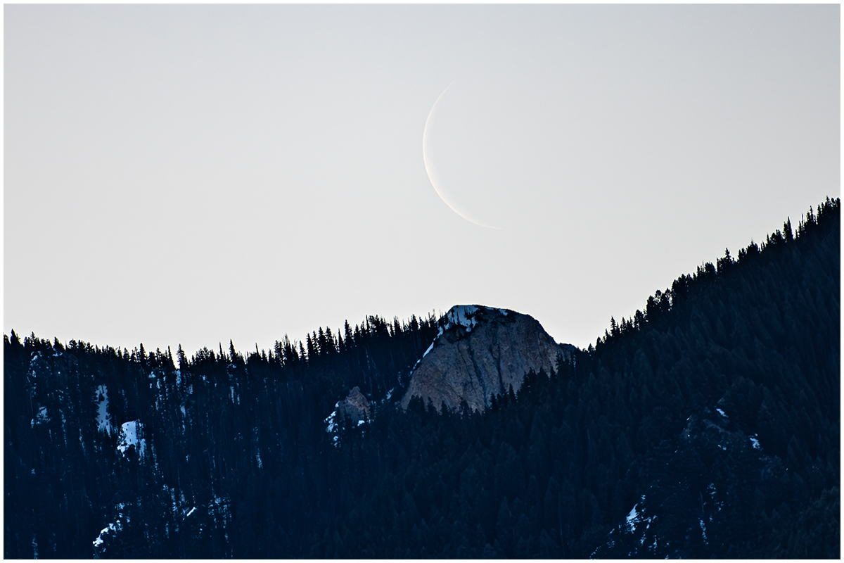 Thin Moon – Palliser Pass